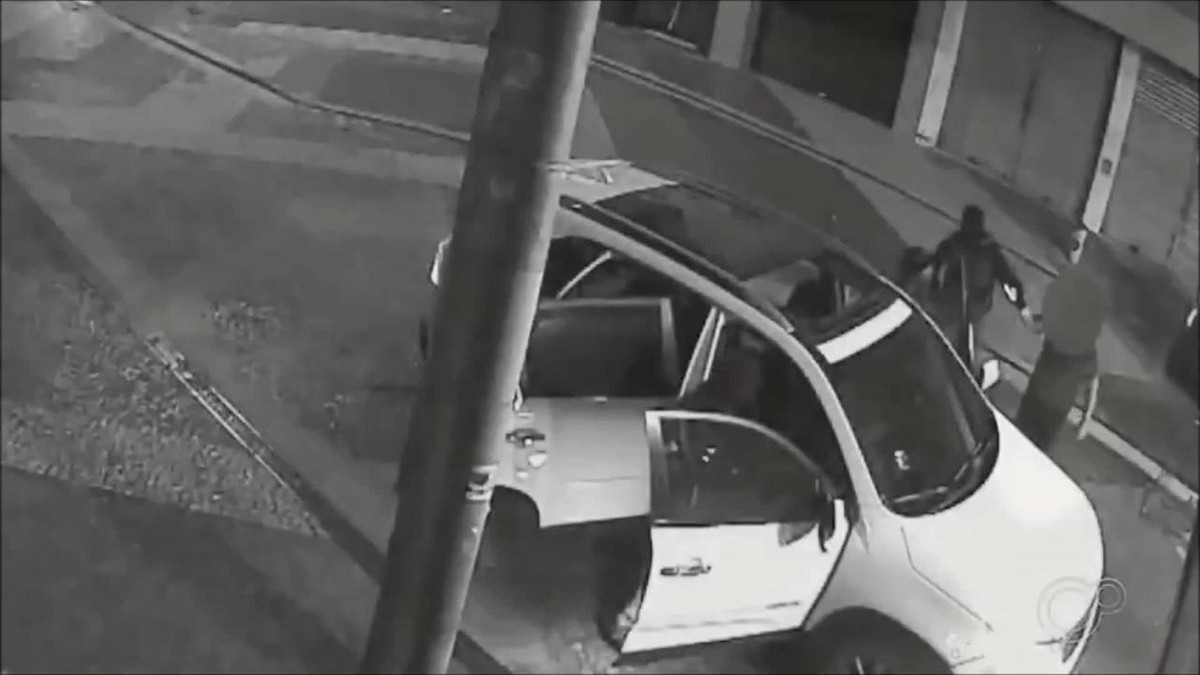 Assalto Em Araçatuba Novas Imagens Mostram Abordagem A Reféns Usados
