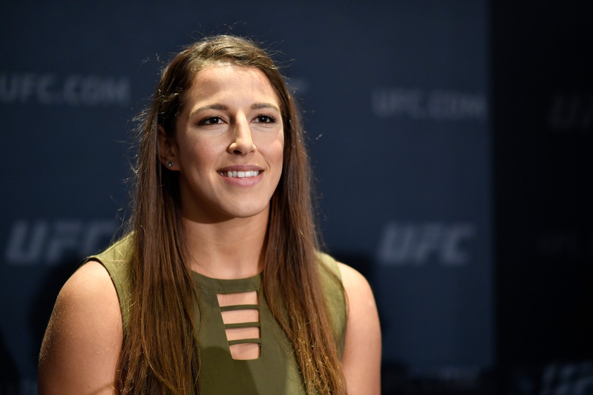 Aos 31 anos de idade, Felicia Spencer anuncia aposentadoria do MMA ...