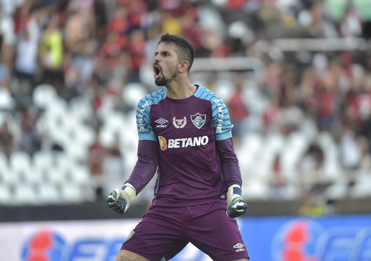 Bahia tenta empréstimo do goleiro Marcos Felipe, do Fluminense ...