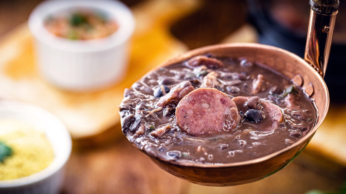 Receita de feijoada simples e fácil de fazer | Receitas Paranaenses ...
