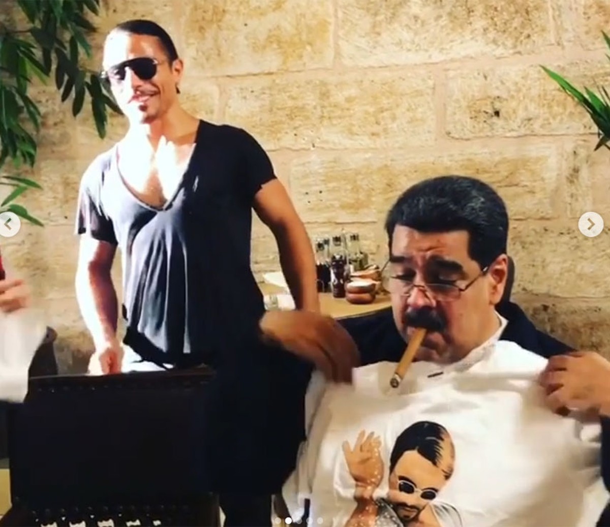 Quem é Salt Bae, o chef turco que serviu Maduro em restaurante de luxo ...