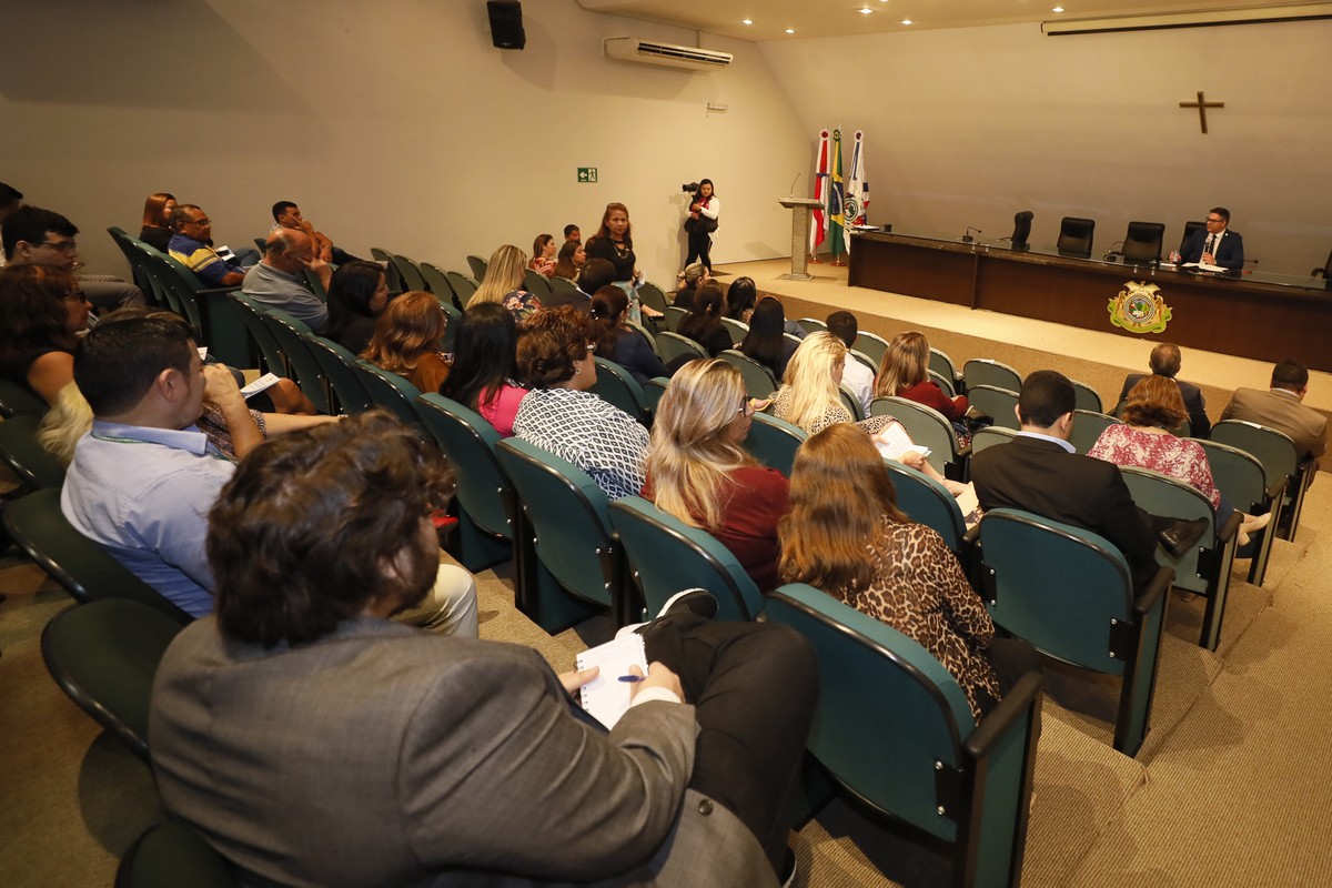 Aula Magna marca oficialmente abertura do ano letivo da Escola do ...