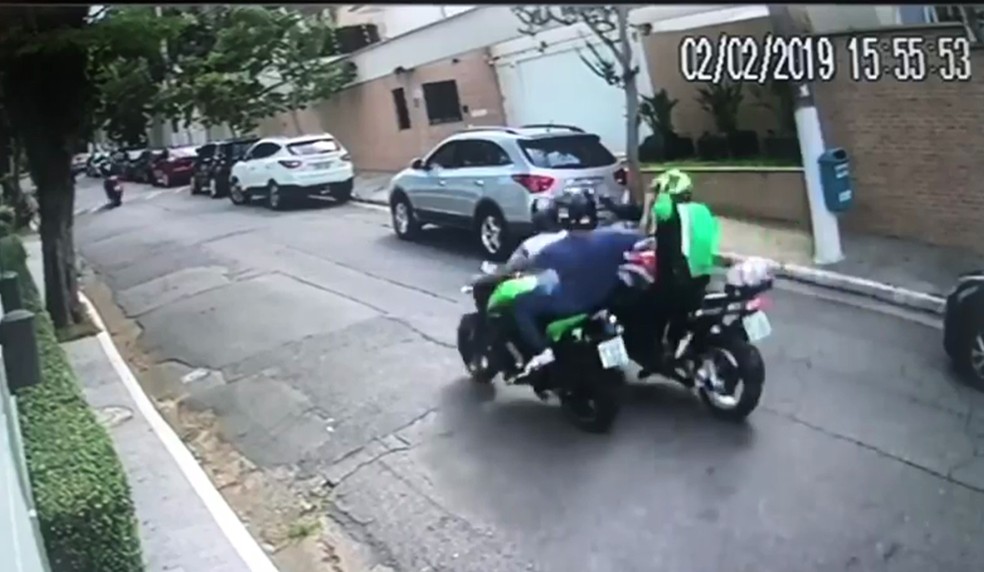 Dois são baleados em tentativa de assalto na Zona Sul de SP | São Paulo | G1