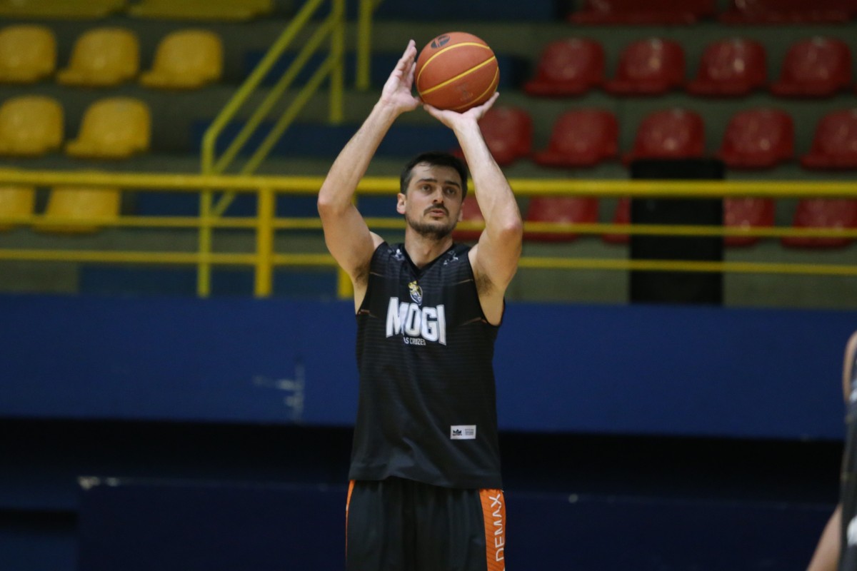 Gruber comemora nova chance na seleção brasileira e destaca rápida ...