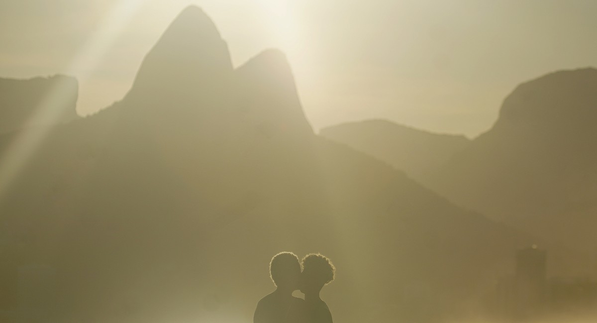 Dia do Beijo: especialista dá dicas de contato seguro e alerta para ...