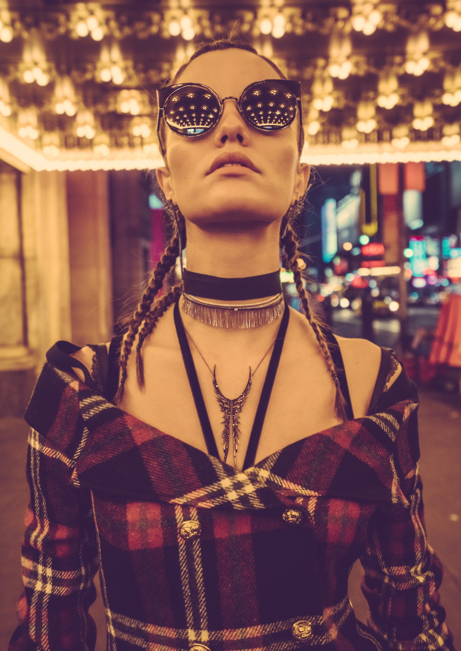 Rocking The Big Apple: Barbara Fialho invade a Times Square | Moda | Vogue