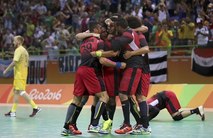Brasil busca vitória em cima do Egito por classificação inédita no handebol