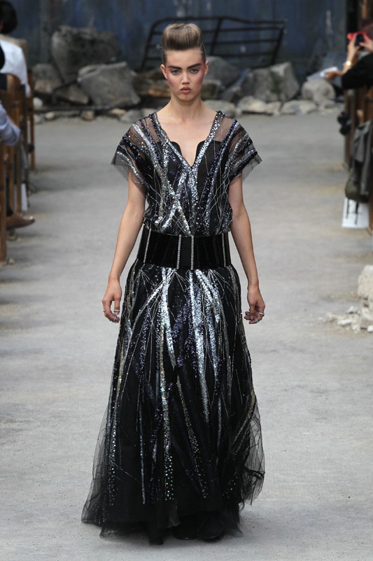 Chanel | Paris | Alta-costura | Inverno 2014 | Desfiles | Vogue