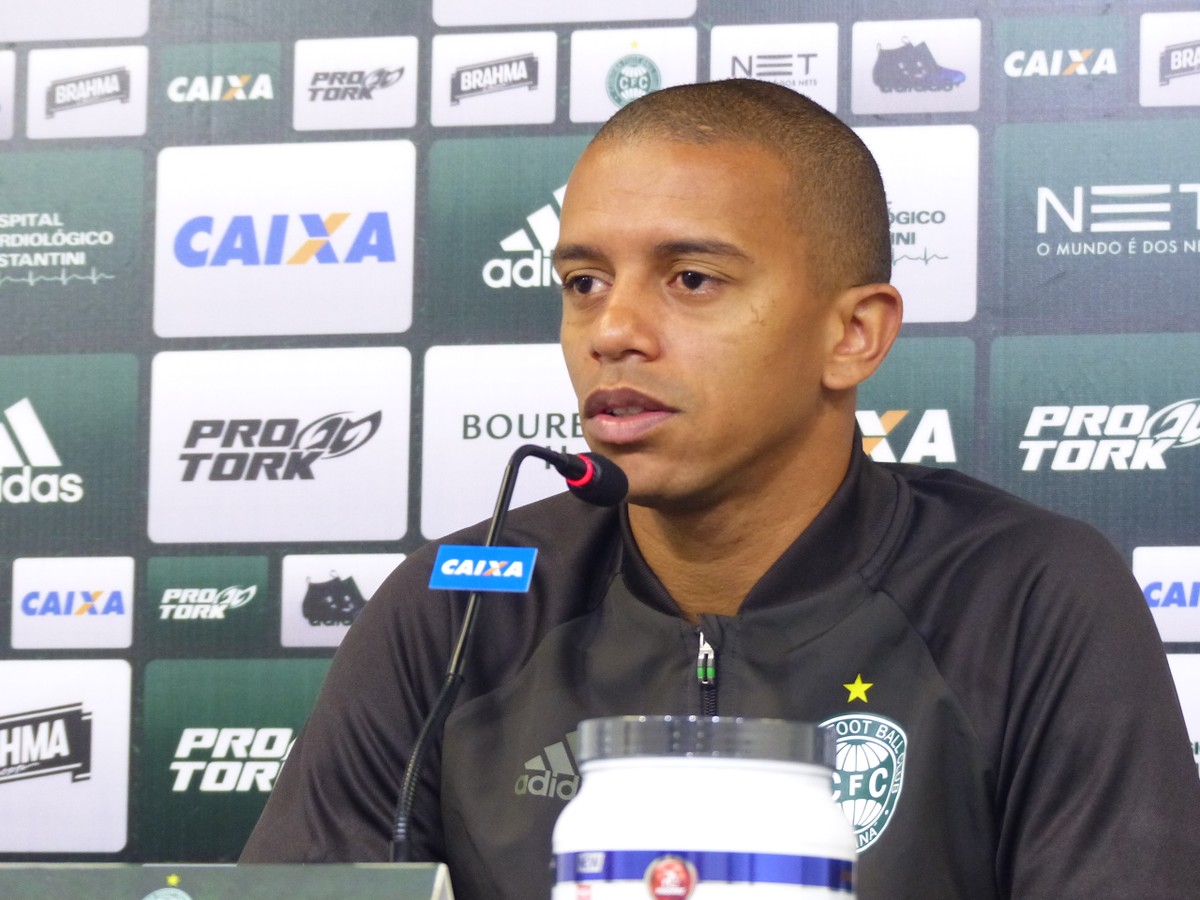 William Matheus prevê dificuldades, mas quer fazer valer mando contra o ...