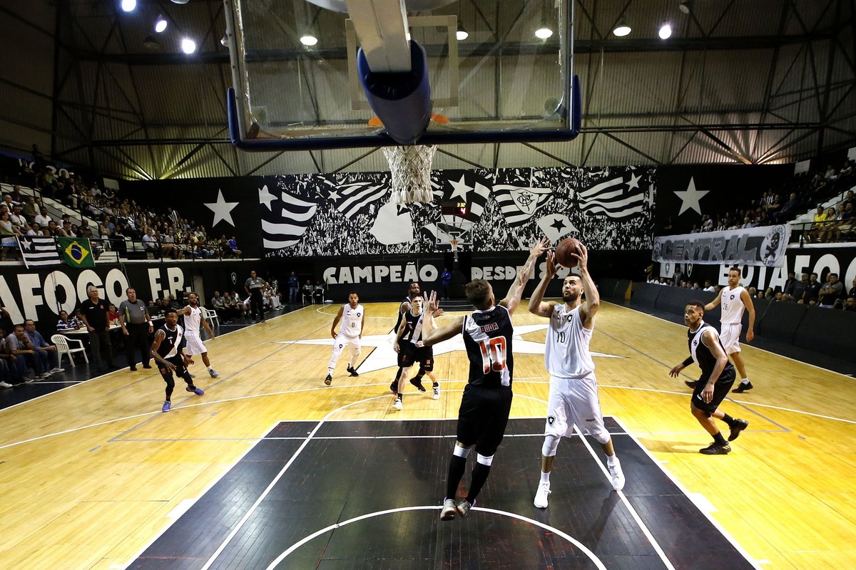Botafogo e Vasco abrem as semifinais do Carioca de basquete | basquete | ge