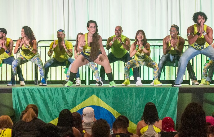 Samba, funk e axé: ritmos brasileiros fazem sucesso nas aulas de zumba