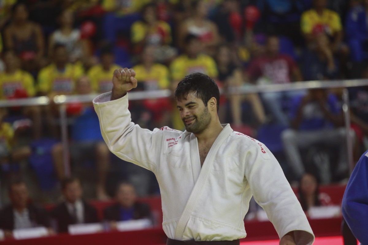 Stanley Torres lutará Mundial de veteranos na Polônia com chance de ...