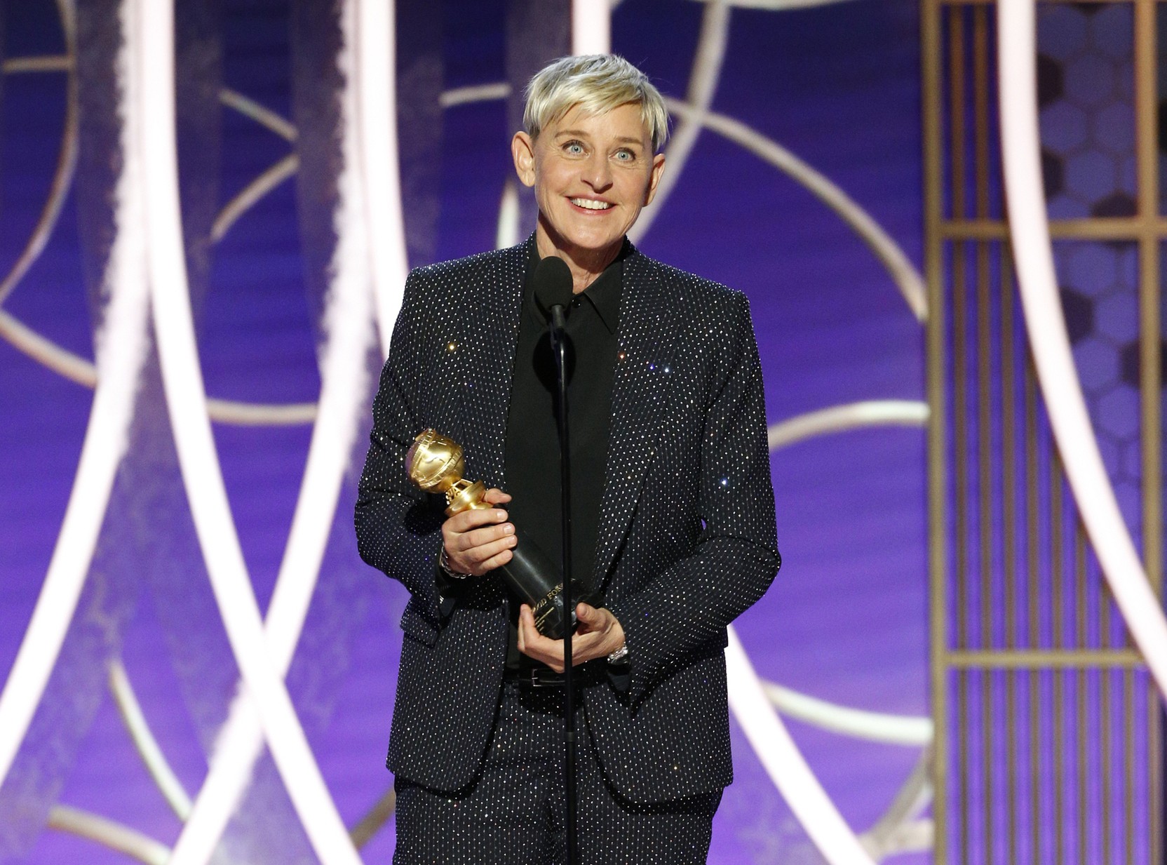 Ellen DeGeneres anuncia data de retorno de programa após acusações nos ...