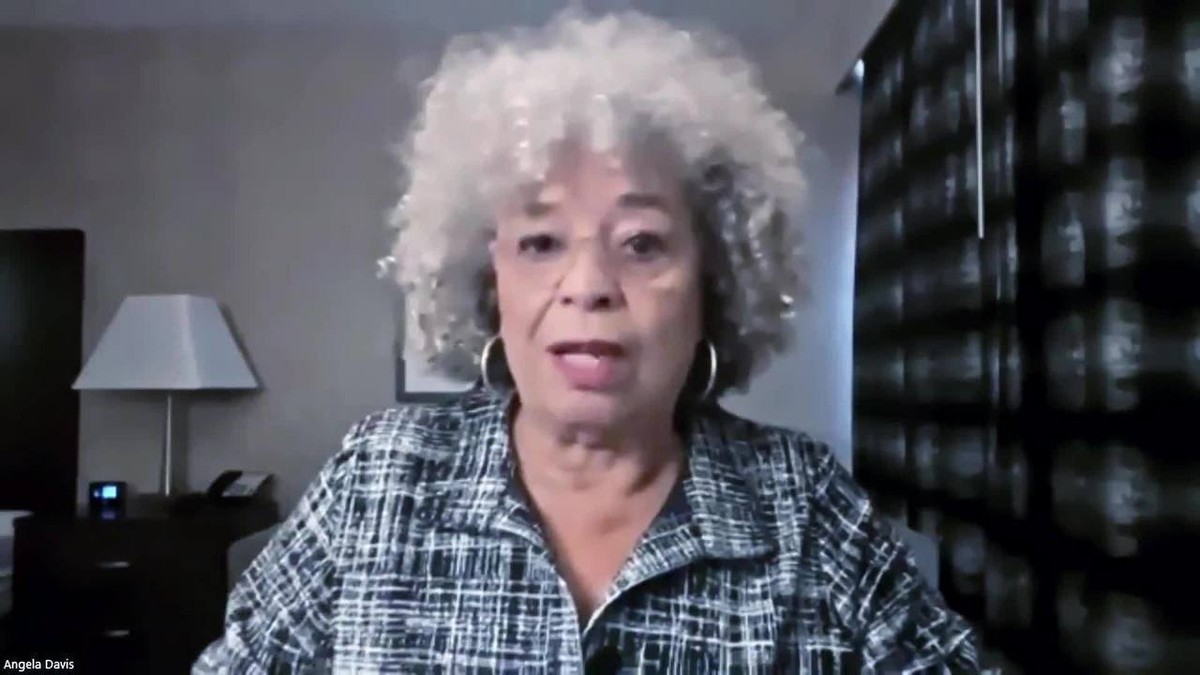 Angela Davis ao Fantástico: 'O racismo é mutável e se expressa de ...