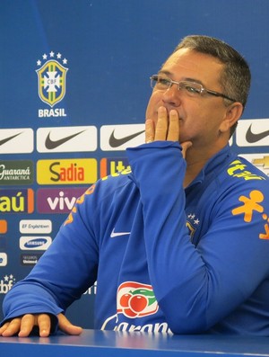 Micale sem "cartilha": "Se tiver cabelo rosa e fizer cinco gols, não ...