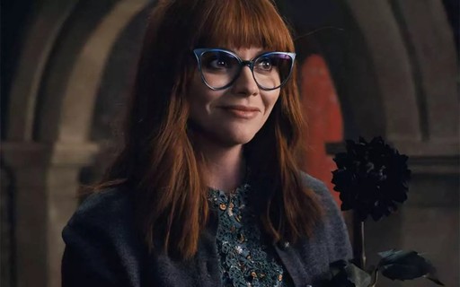 Christina Ricci Surge Em Novo Trailer De Wandinha E Fãs De A Família