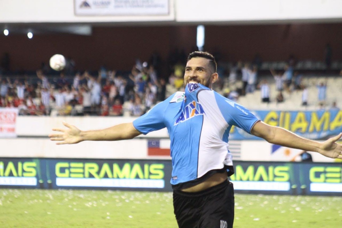 Fernando Gabriel marca, Papão vence o Inter e assume liderança da Série ...