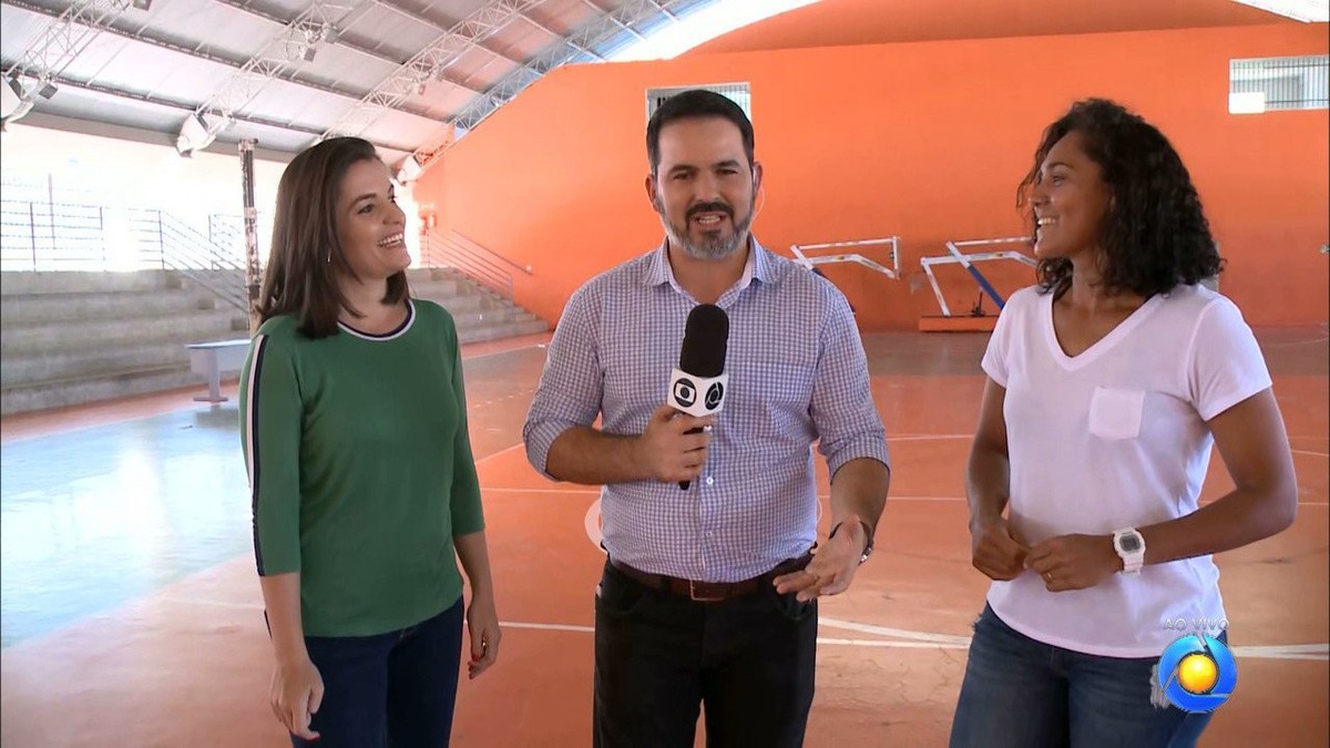 Jogo Da Amizade Reúne Mayssa Pessoa Lu Meireles E Outras Atletas Em