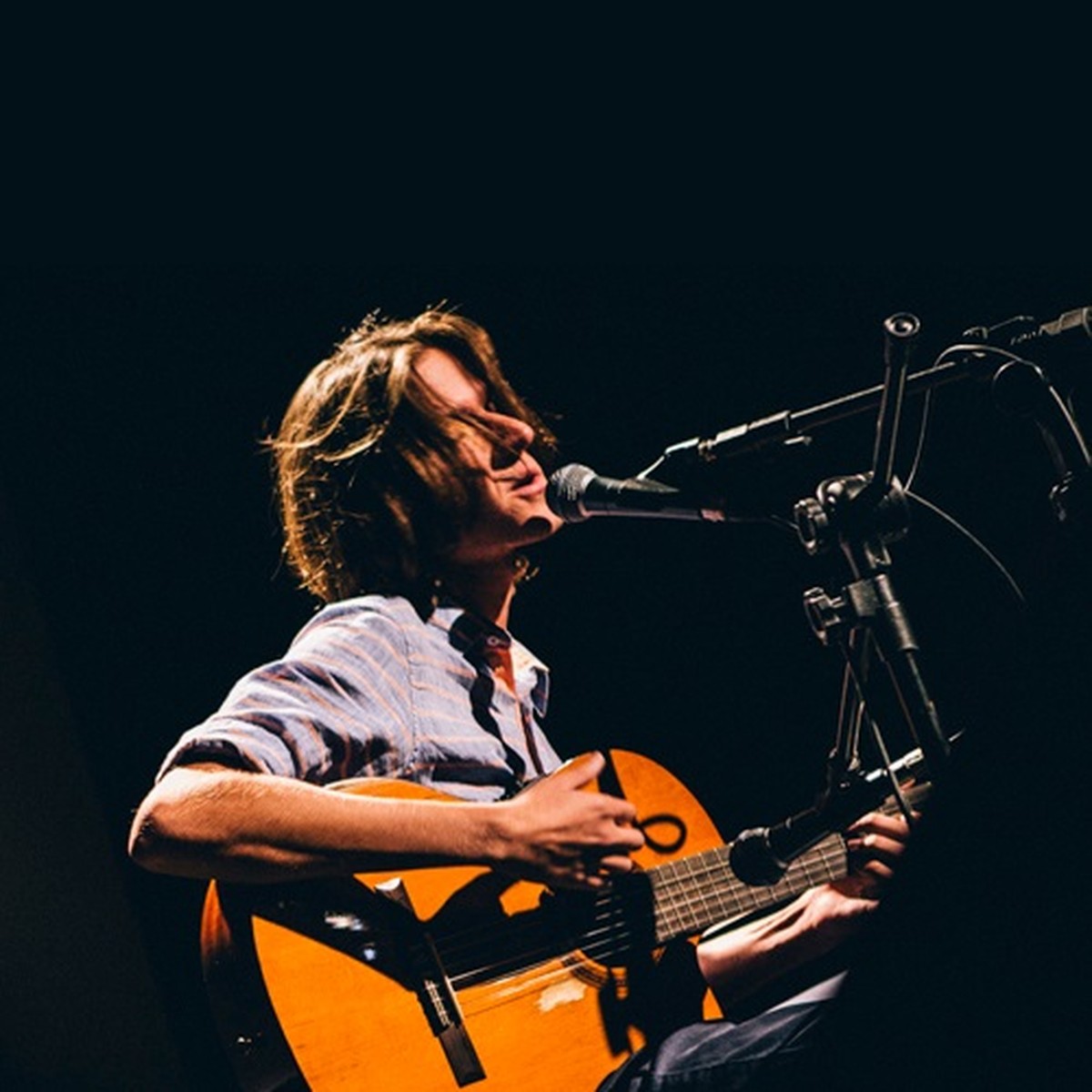 Rubel faz show do álbum novo no Cine Teatro Cuiabá nesta sexta-feira ...