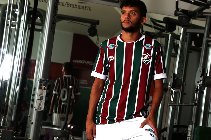 Fotos: Fluminense lança novo uniforme para a temporada 2016 - fotos em ...