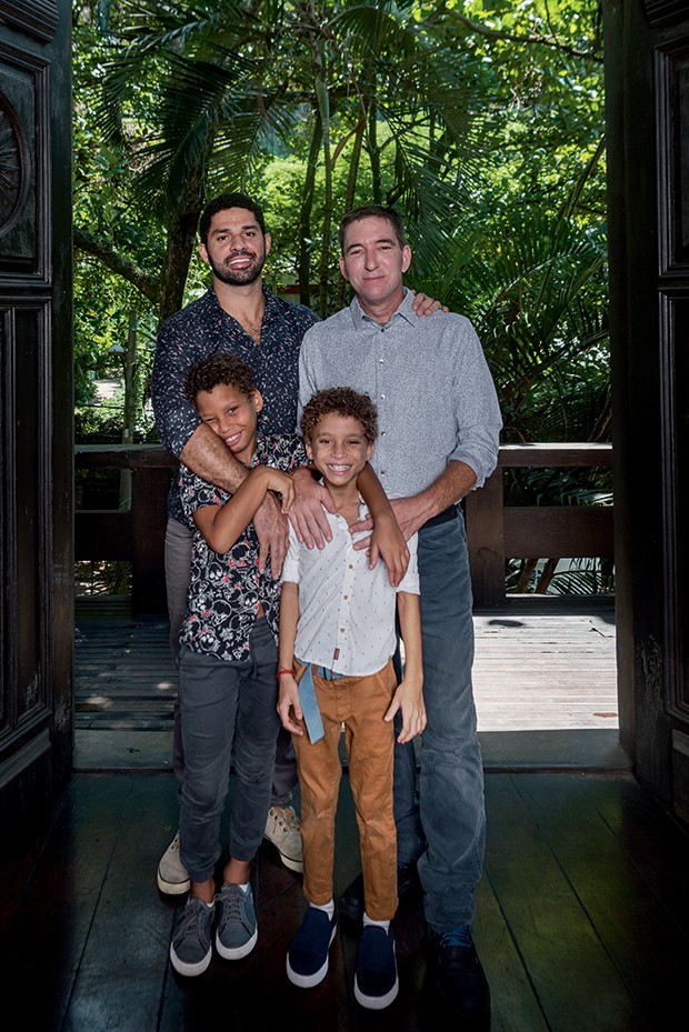 Conheça David Miranda, deputado casado com o jornalista que revelou os ...