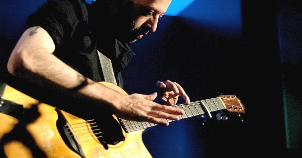 G1 - Guitarrista inglês Jon Gomm faz workshop e show em Salvador ...