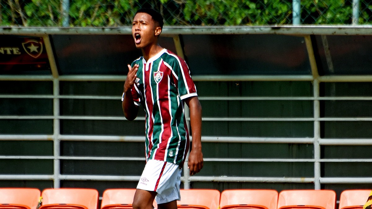 Joia 2023: Isaac desiste de desistir, joga pelo pai que perdeu e vive ...