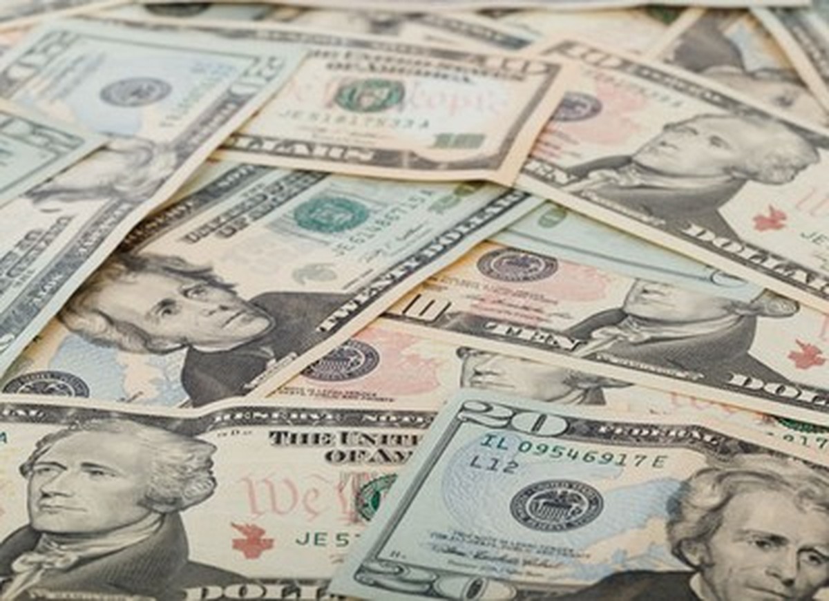 Dólar sobe e supera os R$ 5,50 | Economia | Globo Rural