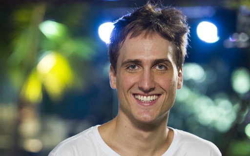 O que gostaria de saber sobre Igor Angelkorte? Mande sua pergunta ...