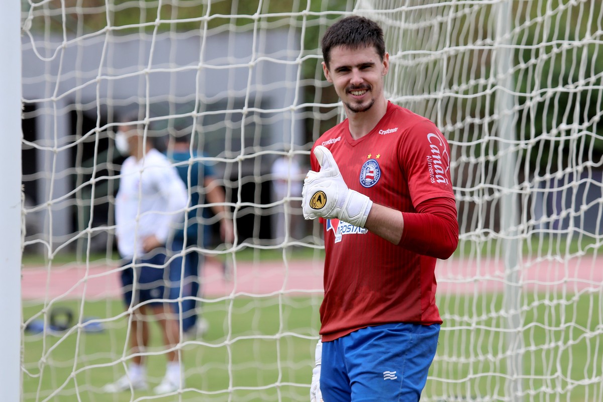 Matheus Teixeira treina normalmente, e Bahia fecha preparação para ...