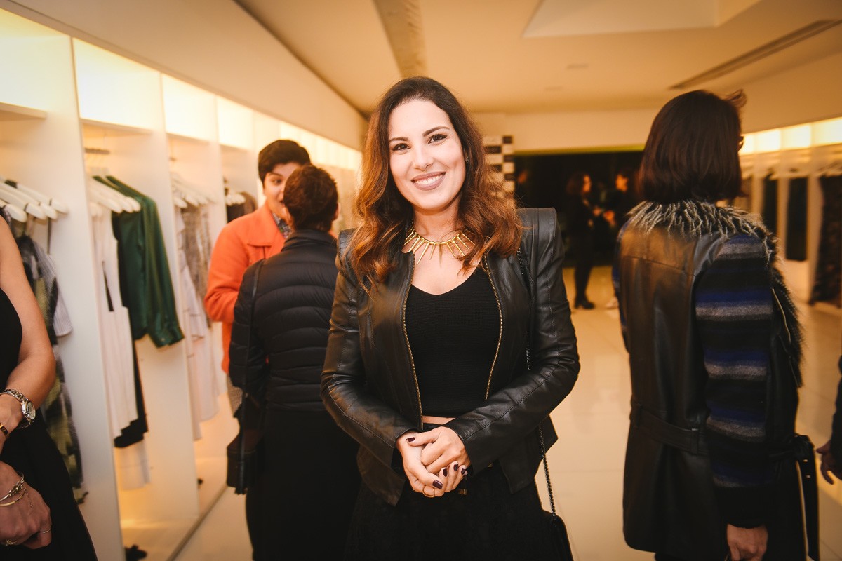 Tufi Duek arma coquetel para lançar verão 2018 | Lifestyle | Vogue