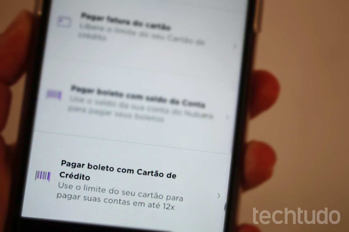 Como pagar boleto com cartão de crédito Nubank | Bancos digitais | TechTudo