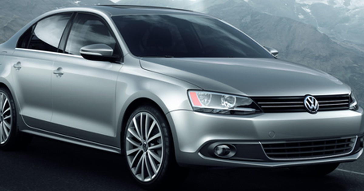 Auto Esporte - Volkswagen apresenta oficialmente o Jetta Sedan e ...