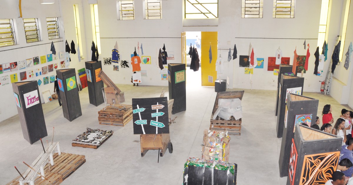 G1 - Exposição reúne trabalhos de moradores de rua em Resende, RJ ...