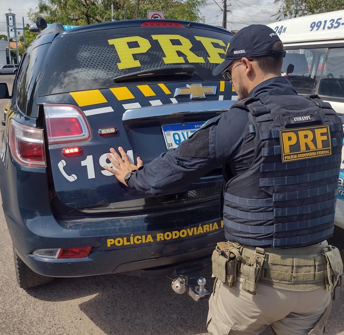 Prf Prende Homem Com Mandado Em Aberto Por Estelionato Durante