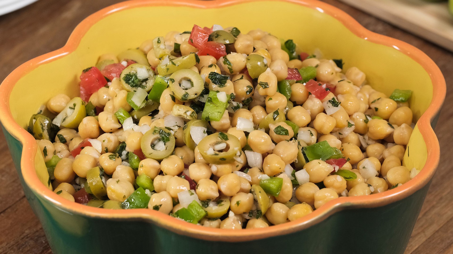 Receitas com grão-de-bico: 15 opções para incluir no cardápio | Receitas