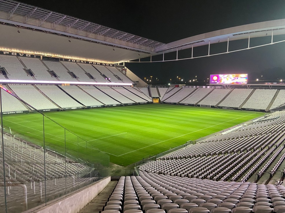 Corinthians completa troca do gramado da arena; veja como ficou ...