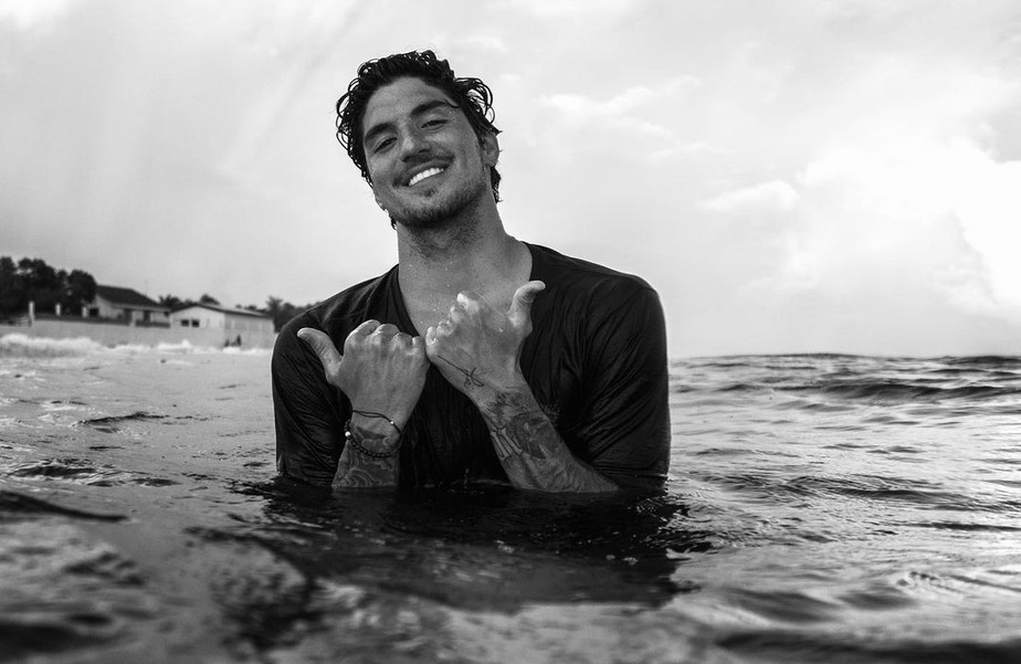 Gabriel Medina agradece mensagens de aniversário: "Amo vocês ...