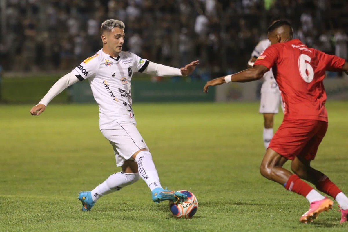 Presidente do ABC confirma transferência do atacante Kelvin para o ...