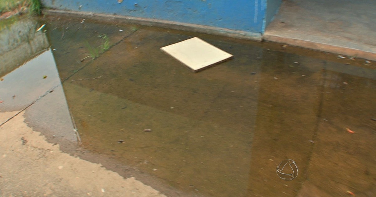 G1 - Salas de aulas são inundadas e escola é interditada em Mato Grosso ...