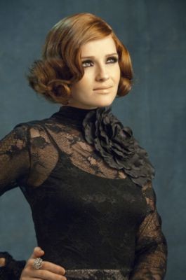 Nanda Ziegler, de 'Rebelde', faz ensaio inspirado nos anos 40. Fotos ...