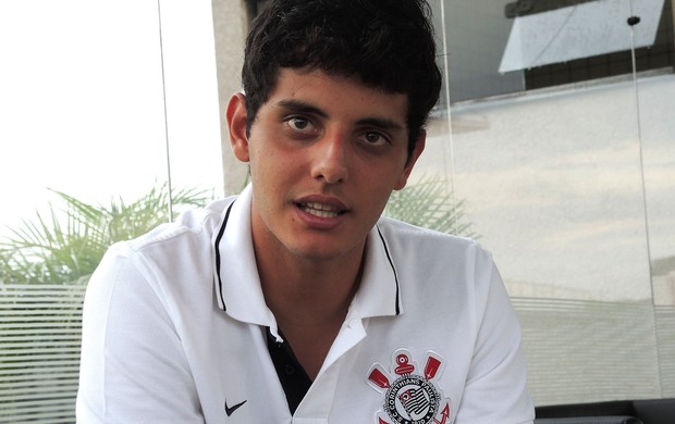 Goleiro convocado por Felipão escapou de dispensas no Timão ...