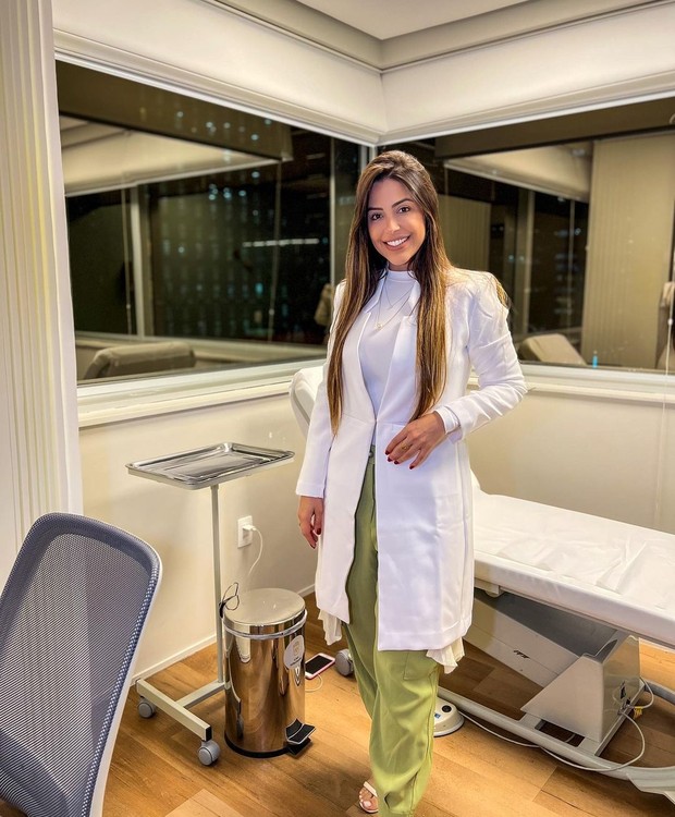 Laís Caldas celebra abertura de consultório em São Paulo - Casa e ...