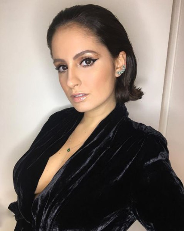 Amanda De Godoi Usa Joias Valiosas Essa Esmeralda Paga A Minha Vida Quem Quem News