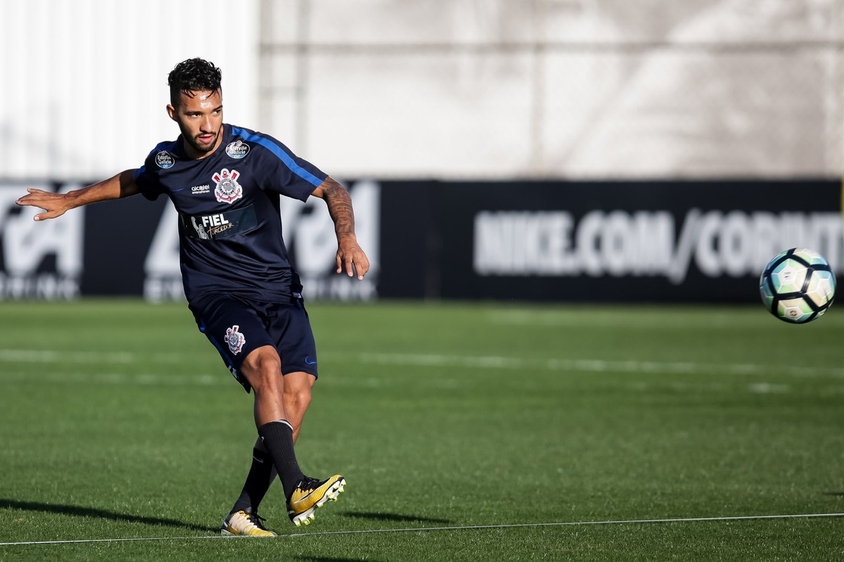 Clayson destaca raça e personalidade e diz que Corinthians precisa de ...