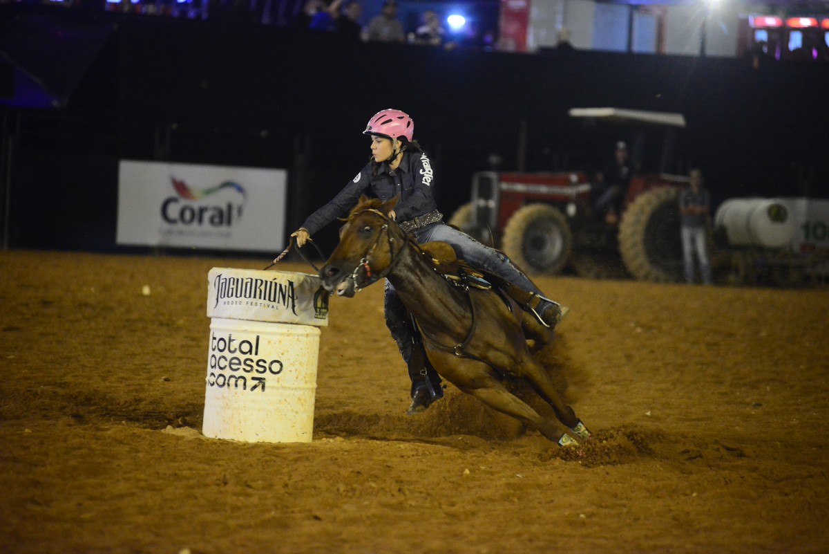 Shows e provas da segunda noite agitam rodeio de Jaguariúna 2021; FOTOS ...