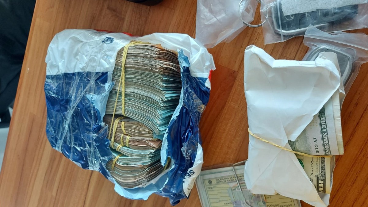 Suspeitos De Agiotagem Pistolagem E Lavagem De Dinheiro São Presos