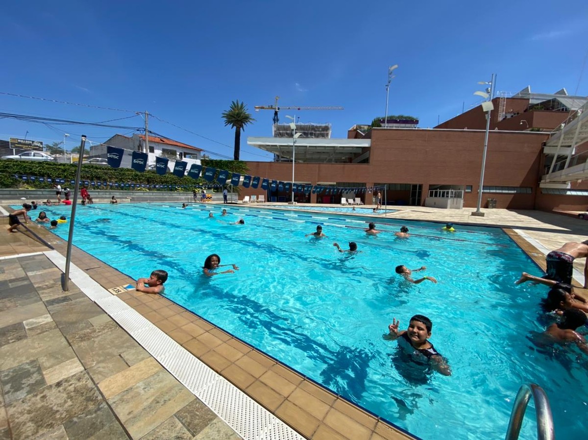 Crianças que moram em favelas do interior de SP visitam o Sesc pela ...