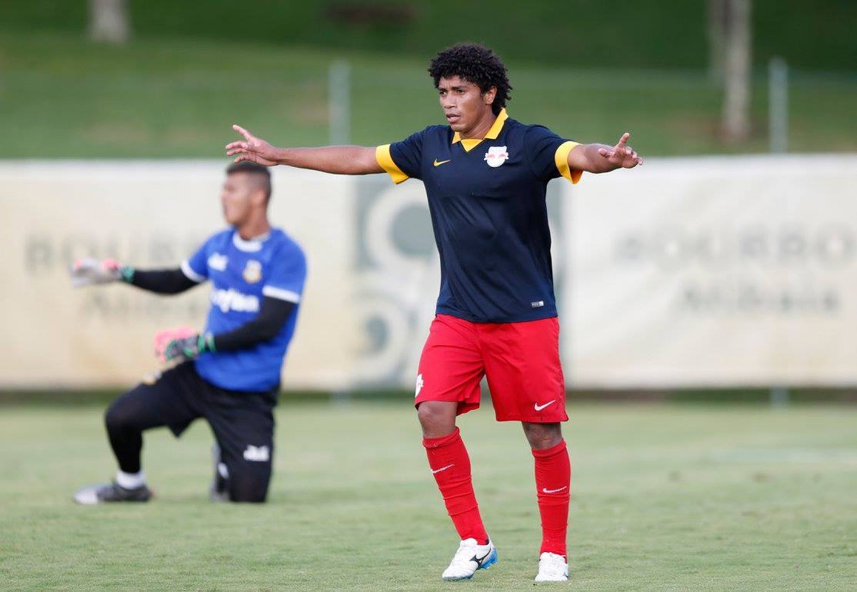 A caminho de Pelotas, Misael faz acordo e rescinde contrato com o RB ...