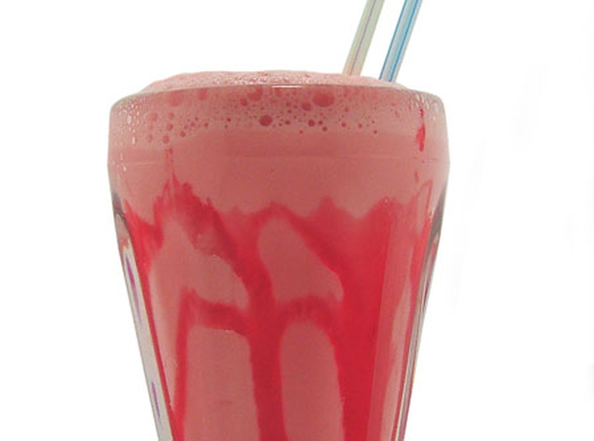 Milk Shake de Morango | Drinks e Bebidas | Receitas